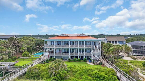 Kings Tide Up Ste. C - Oceanfront, Pet Friendly - Pawleys Island, SC