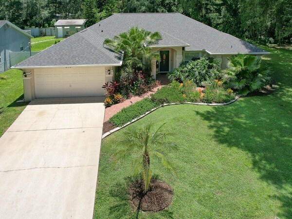 Tampa-seffner-brandon Fl<br>4 Bed 2 Bath Family, Pet- Friendly House - Carousel, Brandon