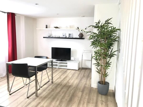 Joli Duplex Entre Port Et Centre/perros-guirec - Trélévern