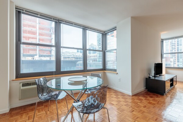 1 Bedroom In Jersey City With Luxury Amenities - Brooklyn, NY
