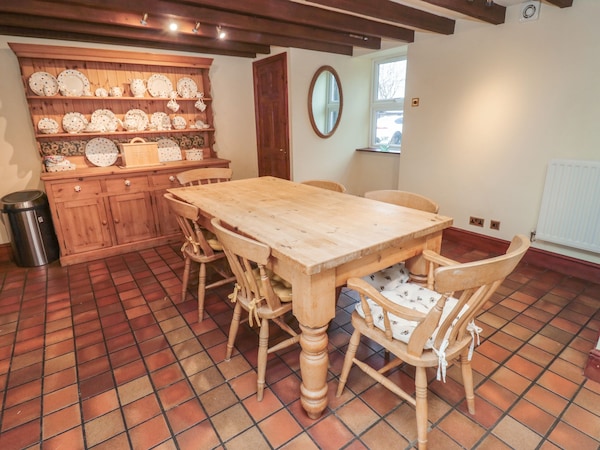 The Granary, Pet Friendly, Character Holiday Cottage In Morpeth - Morpeth