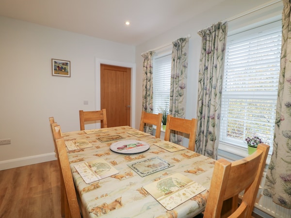 Sliabh Amharc, Pet Friendly In Downpatrick - Portaferry