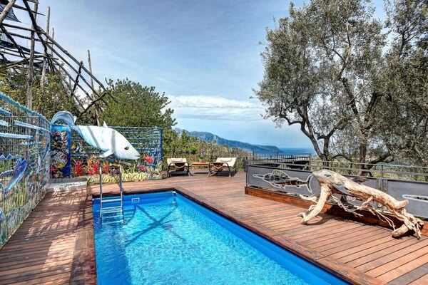 Villa In Schiazzano With 5 Bedrooms Sleeps 10 - Sorrento, Italy