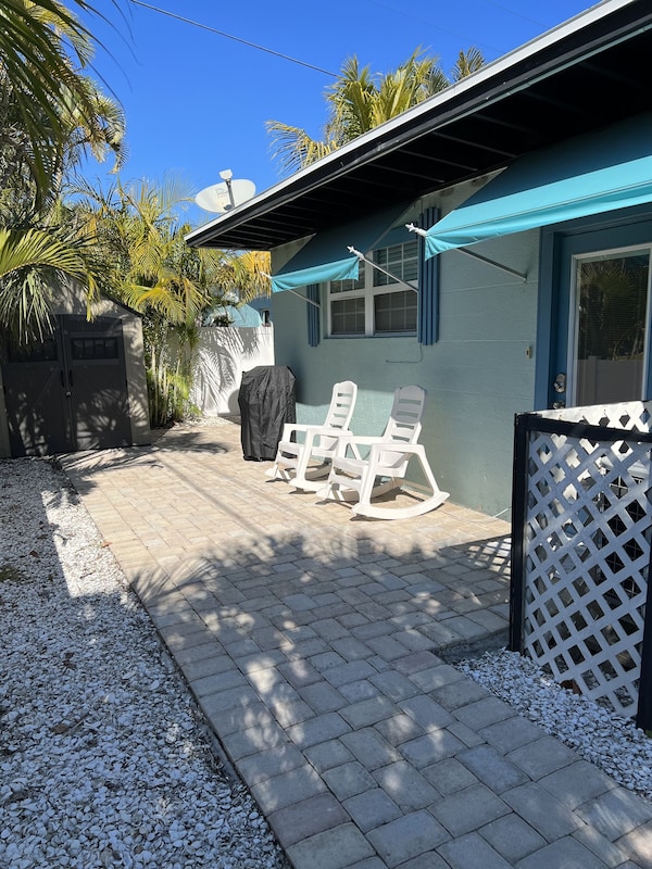 Sun Cottage - Longboat Key, FL