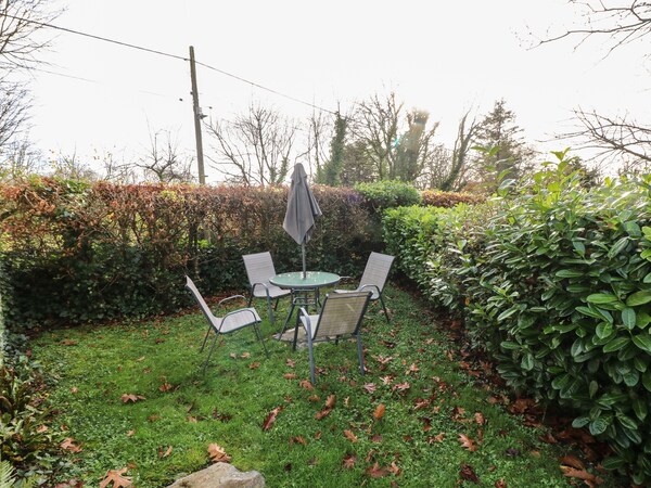 Knap Cottage, Pet Friendly, Character Holiday Cottage In Maenclochog - Pembrokeshire