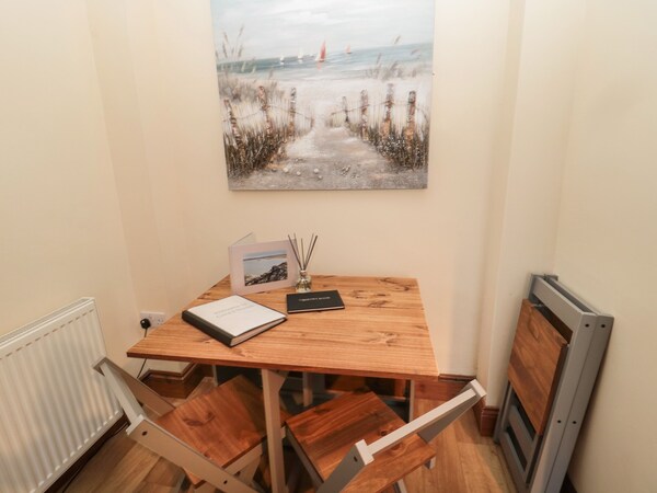 Coras House, Pet Friendly, Character Holiday Cottage In Amble - 蘇格蘭