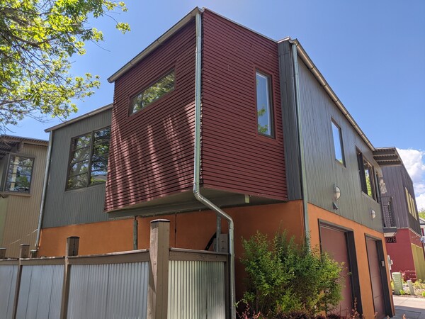 Airy Guesthouse - Walkable Neighborhood Coffe Shop \/ Restaurants \/Bakery - Erie, CO