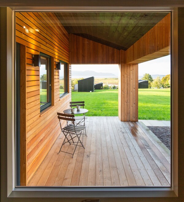 Ardcana Luxury Spaces - Marmor - Broadford, UK