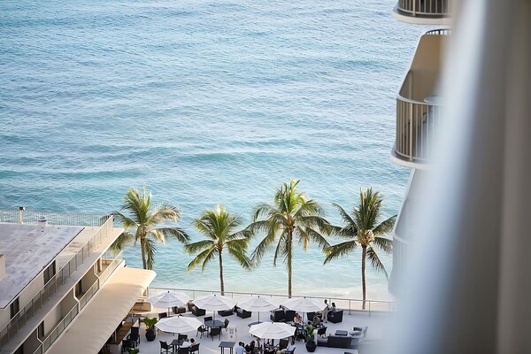 Beach Is Calling! Ocean View, Hiking, Cycling, Snorkeling, Walk To Waikiki Beach - Honolulu, HI