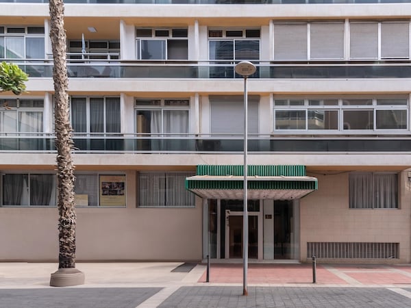 Canteras Beach Apartment - Side Sea View & Wifi - Las Palmas de Gran Canaria