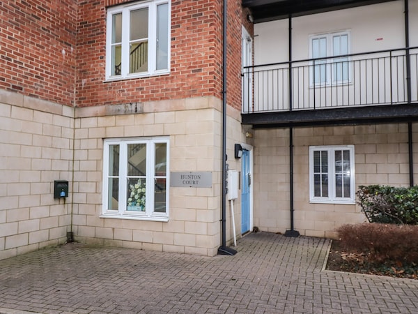 Majestic, Family Friendly In Whitby - Whitby