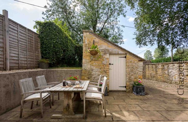Weir Cottage, Family Friendly, With Open Fire In Bourton-on-the-water - Bourton-on-the-Water