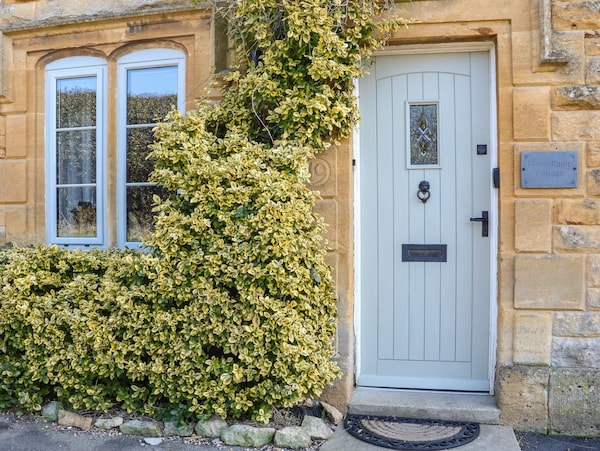 Green Pump Cottage, Family Friendly, With Open Fire In Blockley - Moreton-in-Marsh
