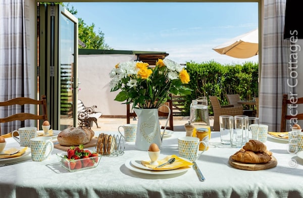 Mount View, Family Friendly, With A Garden In Broadway - Broadway