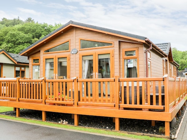Hafan (Lodge 85), Pet Friendly, Character Holiday Cottage In Kilgetty - Tenby