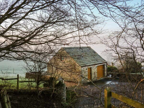 Charlottes Cottage, Family Friendly, With A Garden In Hathersage - Hope Valley