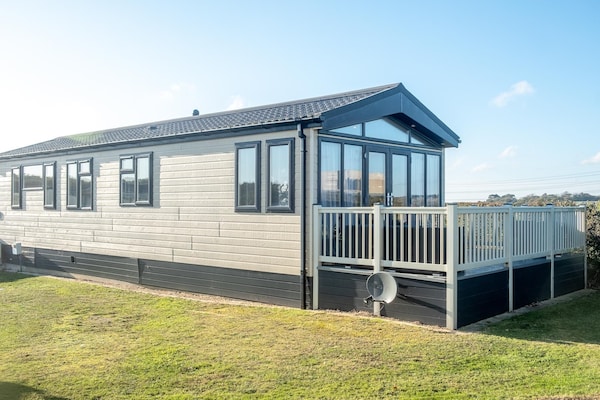Chelsea Lodge - Sleeps 4 Guests In 2 Bedrooms - Thorpeness