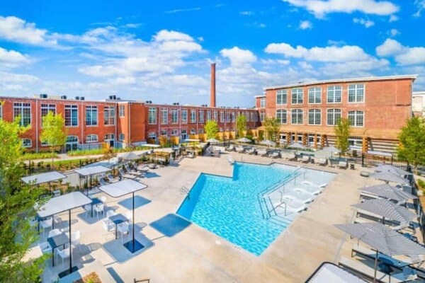 Luxury 1-bedroom Apartment W/ Pool - Travelers Rest, SC