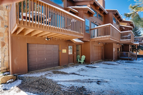 3 Bedroom Townhome Will Sleep Up To 11 People, 3 Blocks From The Chair Lift - Angel Fire, NM