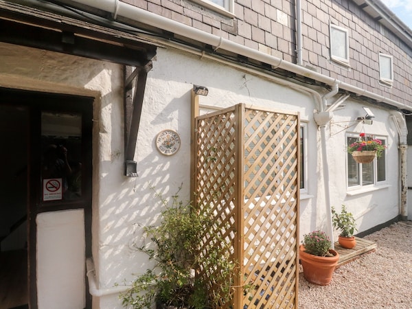 Honeysuckle Cottage, Pet Friendly, With Pool In Marldon - Totnes