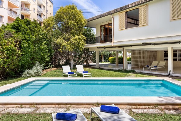 Villa Palma 1. Chalet In Palma With Private Pool - Mallorca