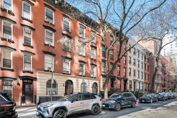 Ues One Bedroom Near Subways, Museums - Weehawken, NJ