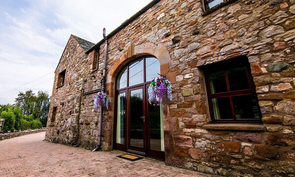 Waltons Close, Pet Friendly, With Open Fire In Stainton, Cumbria - Glenridding