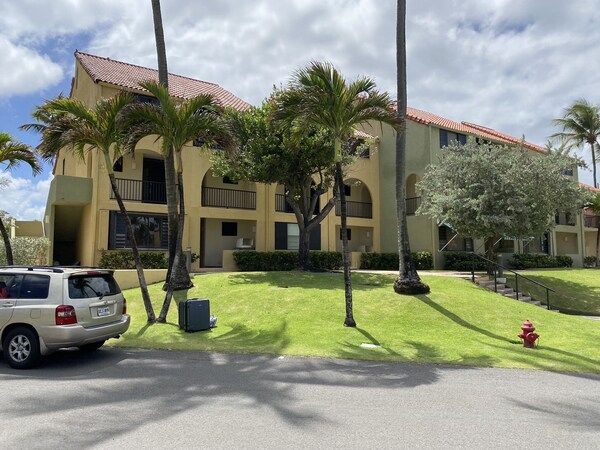Comfortable Oceanfront Villa Steps Away From The Beach - Palmas Del Mar Resort. - Humacao
