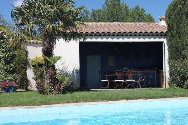 Homerez - Elegante Villa In Villelaure + Gemeinschaftspool - Luberon