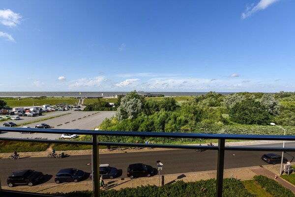 Tolles Ferienappartement Im Mit Großem Balkon Und Seesicht - Cuxhaven