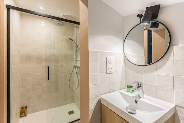 Fully-equipped Studio - Great Internet - ibis Bordeaux Pessac Route des Vins