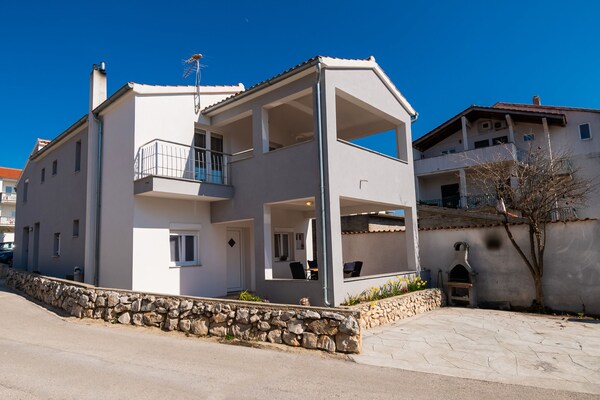Apartments Anita Tribunj (82741-a2) - Tribunj - Pirovac