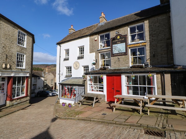 Cross View Cottage, Family Friendly, With Open Fire In Alston - Alston