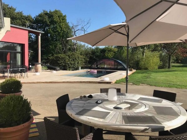 Homerez - Villa Chic à Plouigneau Avec Piscine Privée - Morlaix