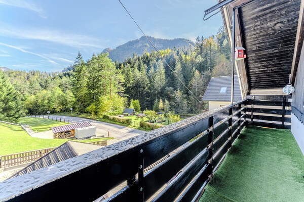 Bright & Spacious 2 Bedroom Loft In National Park  Perfect For Nature Lovers! - Mojstrana
