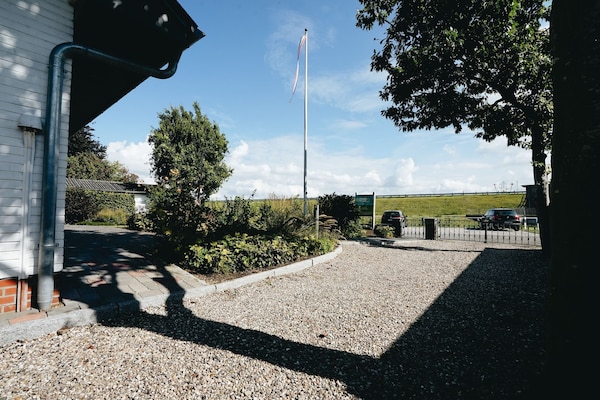 Ferienhaus Uwe Mit Garten - Deichhelden Nordstrand - Ferienhaus Uwe - - Nordstrand