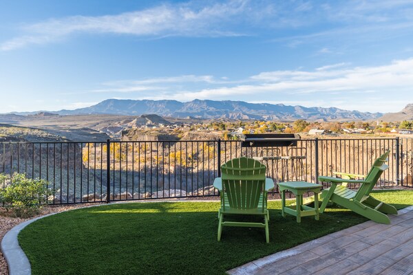 Amazing View #16 At The Dwellings - Leeds, UT