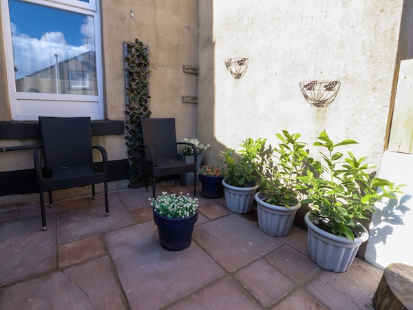 Bob's Cottage, Pet Friendly, With A Garden In Skipton - Skipton