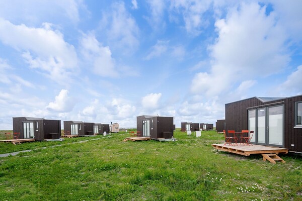 Sustainable Overnight Experience In The Green Tiny House Nature On The North Sea - Carolinensiel