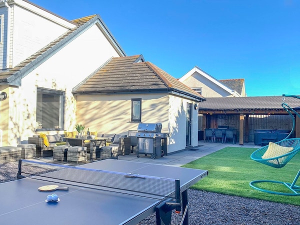 Hafod Heli, Pet Friendly, Country Holiday Cottage In Rhosneigr - Rhosneigr