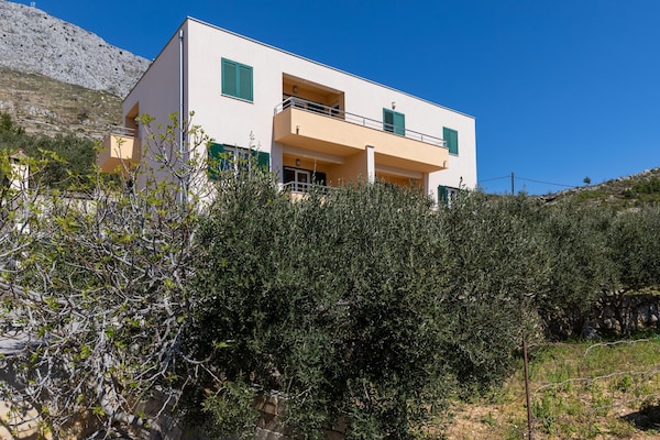 One Bedroom Apartment With Terrace And Sea View Dugi Rat, Omiš (A-19516-b) - Jesenice