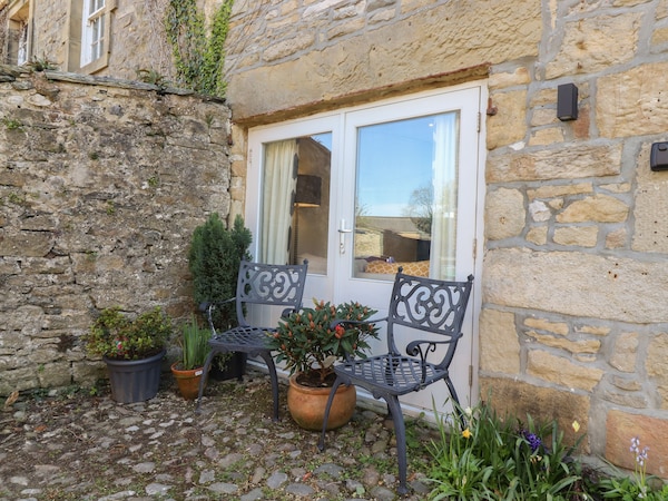 1 Walkers Barn, Pet Friendly, With A Garden In Settle - Settle