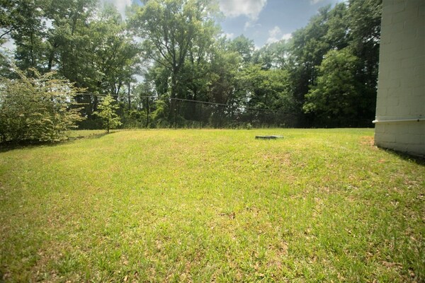 Historic Hill Apt2 (Downstairs) - Tuskegee University, Tuskegee