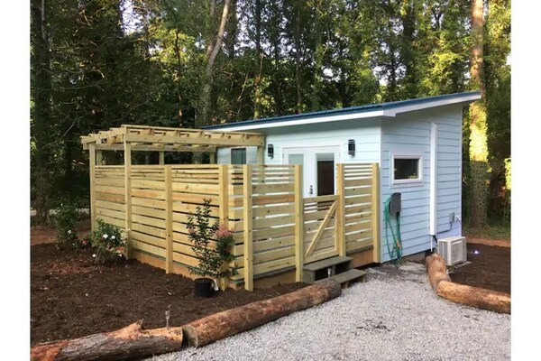 Beautiful Dog Friendly Tiny Home!! - Lake Gaston