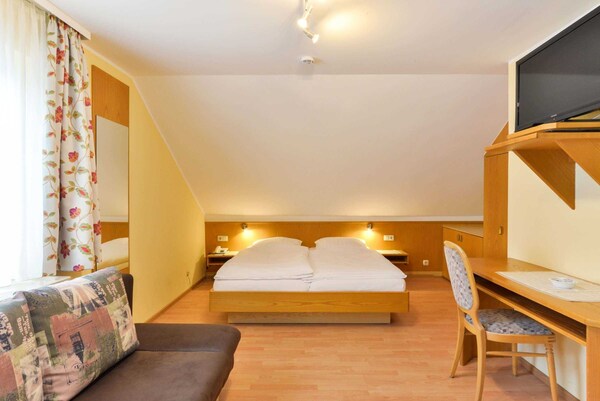 Familienzimmer - Gasthof Zur Sonne - Starnberg