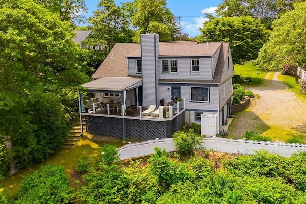 Lovers Lake Lookout: 448-c Waterfront Renovated Chatham Home With Dock - Chatham, MA
