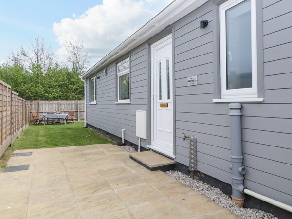 The Lodge, Family Friendly, With A Garden In Dawlish Warren - Exmouth