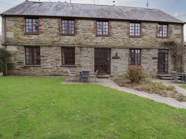 Roughtor Cottage, Family Friendly, With Pool In St Tudy - Camelford