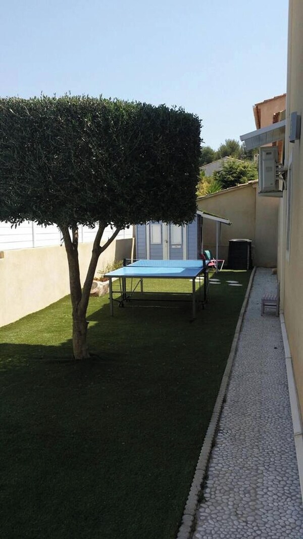 Homerez - Villa For 5 Ppl. With Swimming-pool, Garden And Terrace At Ollioules - Sanary-sur-Mer