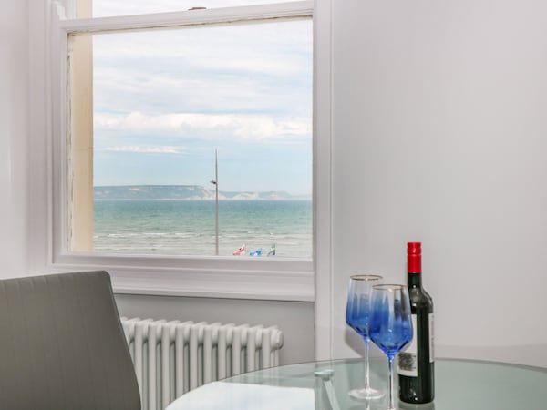 Royal Terrace View, Romantic, Country Holiday Cottage In Weymouth - Weymouth